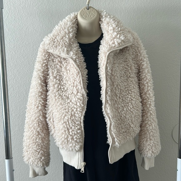Cyn & Luca | Jackets & Coats | Cyn Luca Off White Faux Fur Sherpa ...